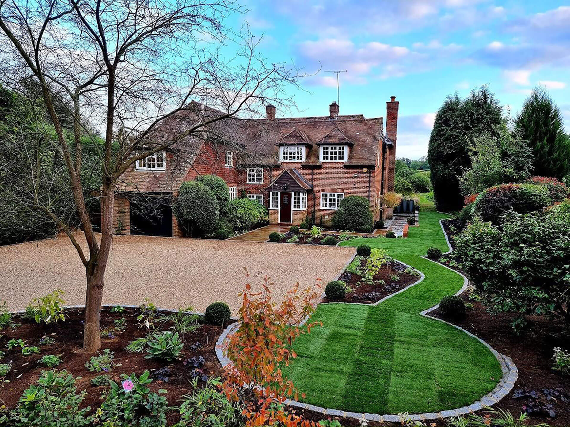 Landscaping Company in Dorking, Fencing Company in Banstead