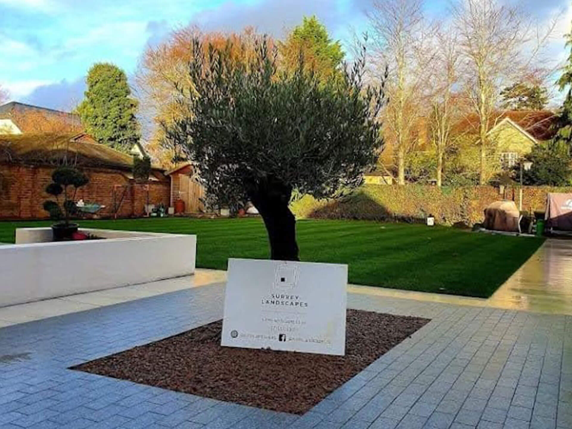 Landscaping Company in Dorking, Fencing Company in Banstead