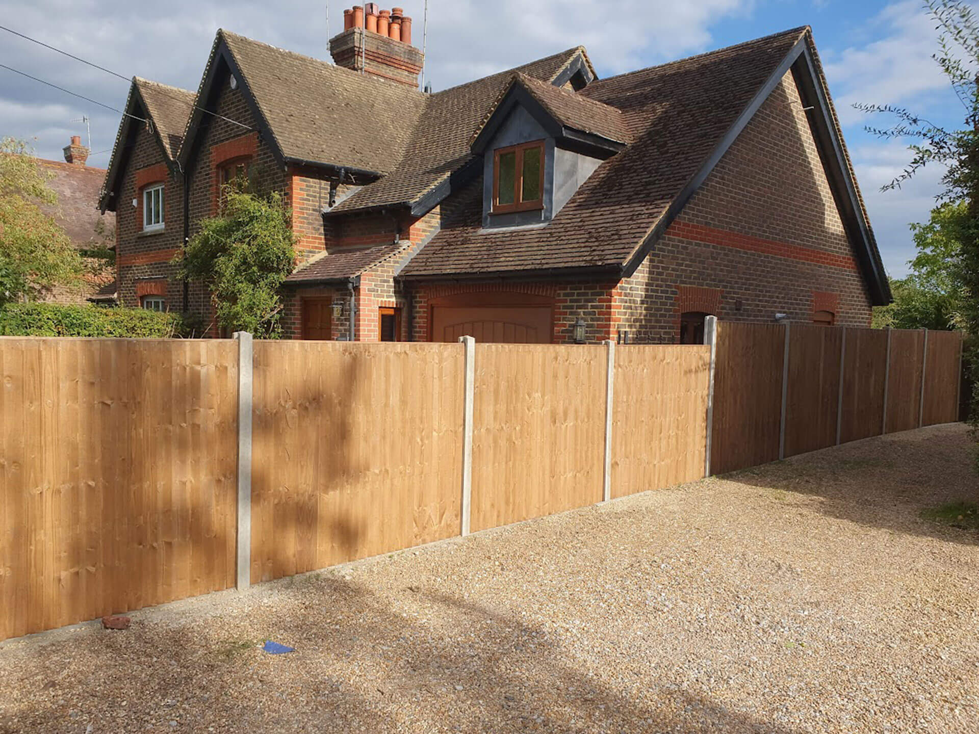 Landscaping Company in Dorking, Fencing Company in Banstead